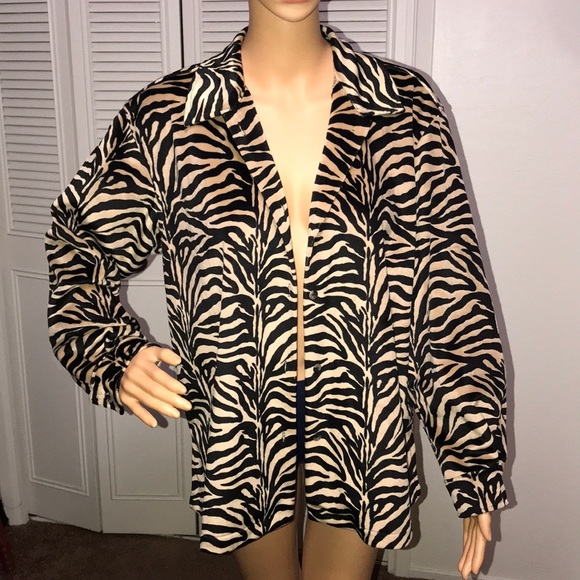 Jane Ashley | Jackets & Coats | Jane Ashley Velvet Jacket Medium | Poshmark